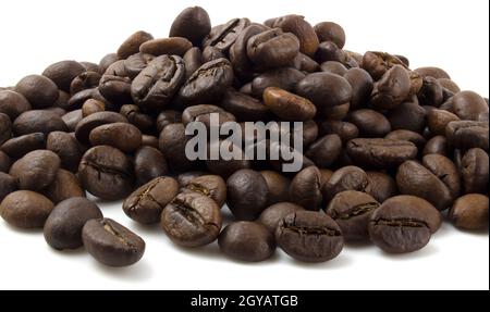 A bunch of coffee beans. Fried arabica isolated on white background ...