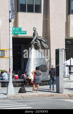 Sculpture of Adam Clayton Powell on 125th Street at the Adam Clayton ...
