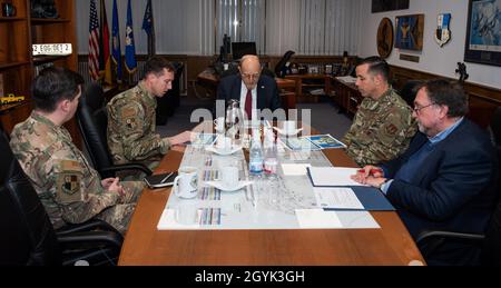 Dr. Heinrich Kreft, German ambassador to Luxembourg, left, and U.S. Air ...