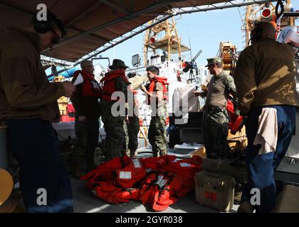 Coast Guard personnel assigned to the Gulf, Atlantic and Pacific Strike ...