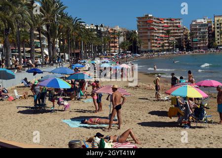 Costa Blanca, Spain. 9th Oct, 2021. Good weather on Costa Blanca as ...