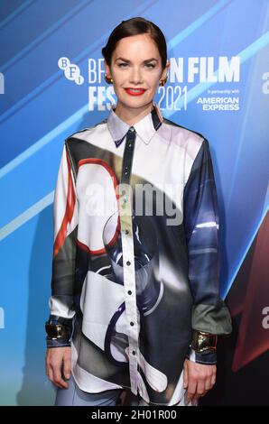 TRUE THINGS, Ruth Wilson, 2021. © Samuel Goldwyn Films /Courtesy ...
