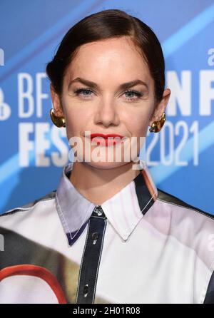 TRUE THINGS, Ruth Wilson, 2021. © Samuel Goldwyn Films /Courtesy ...