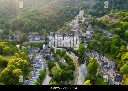Aerial view of Belcastel landmark in Lacave, France Stock Photo - Alamy