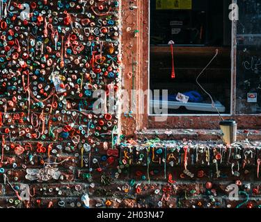 gum wall in Seattle, wall with bubble gum at Pike Place Market, gum ...