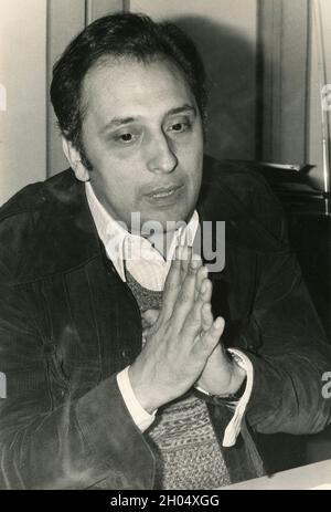 Italian writer and playwriter Enzo Siciliano, 1970s Stock Photo - Alamy
