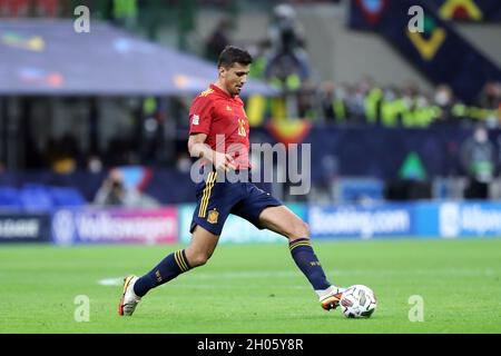 Rodri (Spain) controls the ball during Spain and Cape Verde, Group H ...