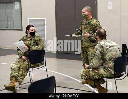 Oregon Army National Guard members received classroom instruction on ...