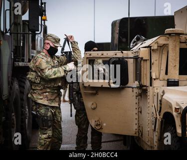 Soldiers from the 46th Military Police Command conduct their annual ...