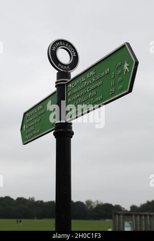 Wimbledon Park sign post for Capital Ring, Wimbledon Common, Richmond ...