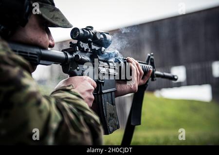 A U.S. Army Soldier assigned to the 529th MP Company "Honor Guard ...
