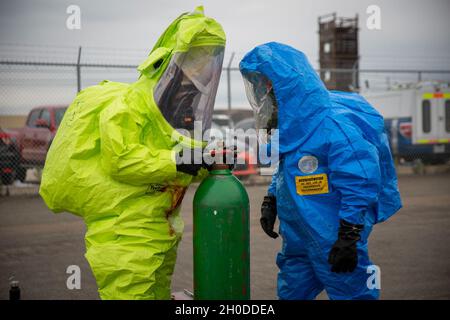 San Diego Fire-Rescue Hazmat Chrlorine Leak Training Stock Photo - Alamy