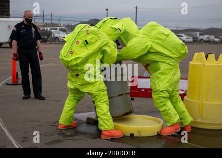 San Diego Fire-Rescue Hazmat Chrlorine Leak Training Stock Photo - Alamy