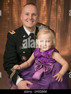 Capt. Justin Gilliam of the Kentucky Army National Guard was awarded ...