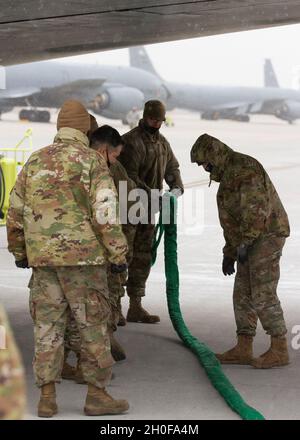 Members from the 151st Aircraft Maintenance Squadron prepare a 191st ...