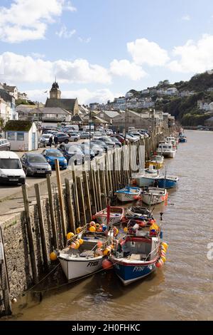 Boats at high tide in Looe,Cornwall Stock Photo - Alamy