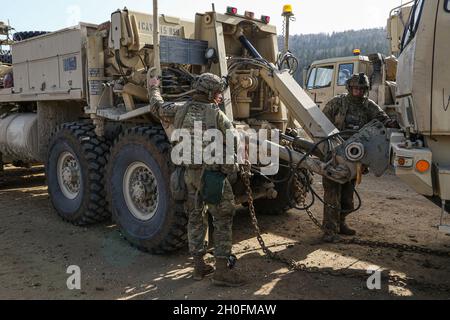 Soldiers from 115th Brigade Support Battalion, 1st Armored Brigade ...