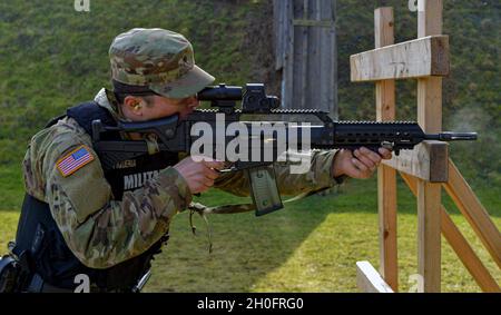 Military Police soldiers of the 529th Military Police Company "Honor ...
