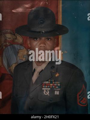 Command Sgt. Maj. Louis Brown III, the outgoing Command Sergeant Major ...
