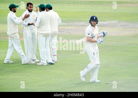 Pakistan's Faheem Ashraf celebrates after takingh the catch to dismiss ...