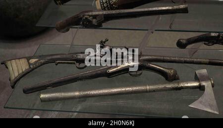 Ottoman Empire. Turkish weapons. 16th century. Musket (Tufek), pistol ...