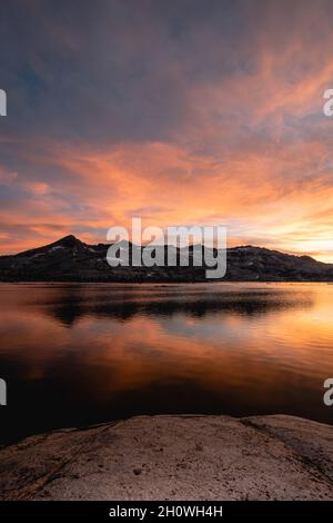 Golden sunset to blue hour at Pyramid Lake in Jasper National Park ...