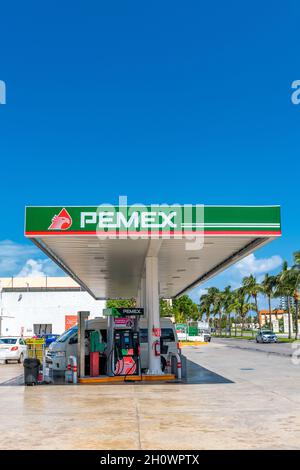 Sign of Pemex Gas Station Stock Photo - Alamy