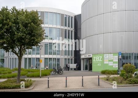 Deutschland, Nordrhein-Westfalen, Witten, Alfred-Herrhausen-Strasse 45 ...