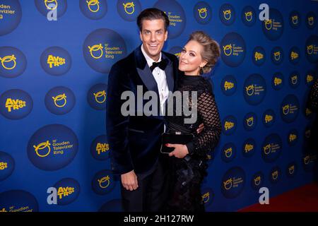 Rob Kemps with his wife Miriam Swinkels attending the 56th Televizier ...