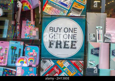 BOGOF sign in shop window Stock Photo - Alamy