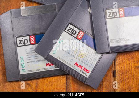 Old 100 Mb Zip disks fr PCs and Macs Stock Photo - Alamy