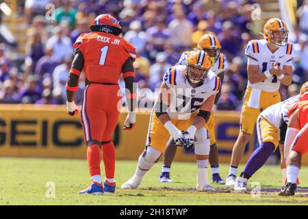 LSU offensive tackle Austin Deculus runs through drills during LSU Pro ...
