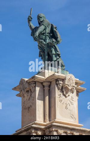Statue of Admiral Roger de Lauria, Balco del Mediterrani, Tarragona ...