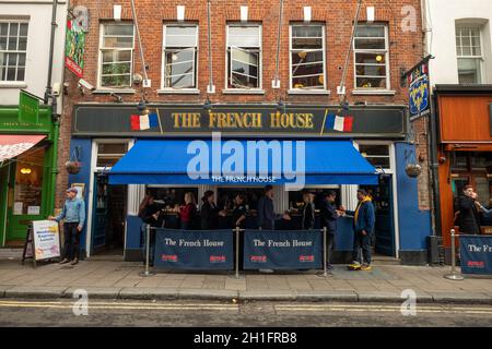 French House pub in Soho , Soho ,London ,England , UK Stock Photo - Alamy