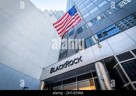 Blackrock asset management company, headquarters, London Stock Photo ...
