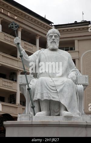 Monument to Emperor Samuil in Skopje, Macedonia Stock Photo - Alamy