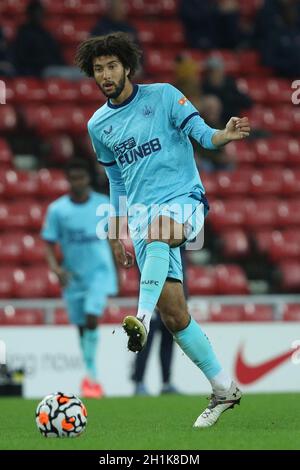 Remi Savage of Newcastle United in action during the Pre-season ...