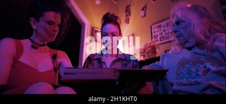 THE INVISIBLE MOTHER, Helen Slayton-Hughes, 2018. © Freestyle Digital ...