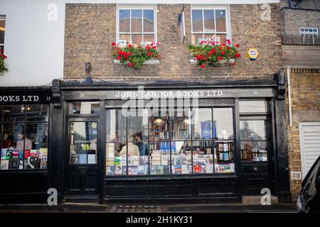London, UK, 14 January 2020 Wet and windy weather in London as storm ...