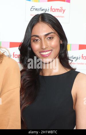 Sayana Ranjan, Fototermin Ernstings Family, Better together Fashion ...