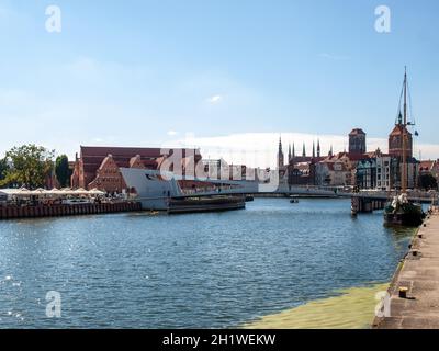 Gdansk, Poland - Sept 9, 2020: The Draw Footbridge over the Motława ...