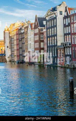 AMSTERDAM, THE NETHERLANDS - NOVEMBER 18, 2018: Urban scene in ...