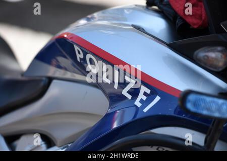 Polizei-Motorrad in Oberösterreich, Österreich - Police motorcycle in ...