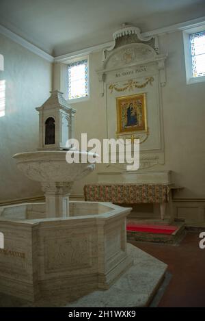Santissimo Salvatore cathedral in Montalcino, Tuscany Stock Photo - Alamy