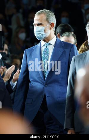 King Felipe VI (c) during the inauguration of the 'Foro La Toja ...