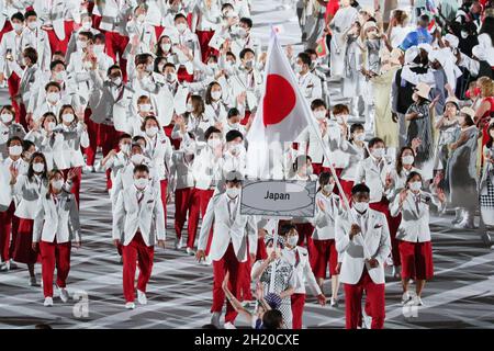 Japan's Naomi Osaka lights the Olympics Flame during the opening ...