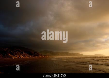 Sunset at Whareroa Beach, Paraparaumu, New Zealand Stock Photo - Alamy