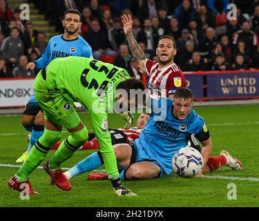 Billy Sharp of Sheffield United shoots at goal during the Sky Bet ...