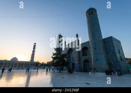 Blue Mosque at sunset, Mazar-E-Sharif, Afghanistan Stock Photo - Alamy