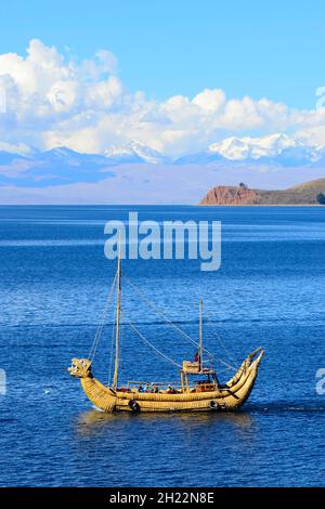 Typical reed boat from Totora, Isla del Sol, Lake Titicaca, Department ...